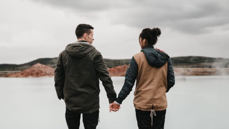 Body confidence and self-esteem in relationships - The Couple Connection