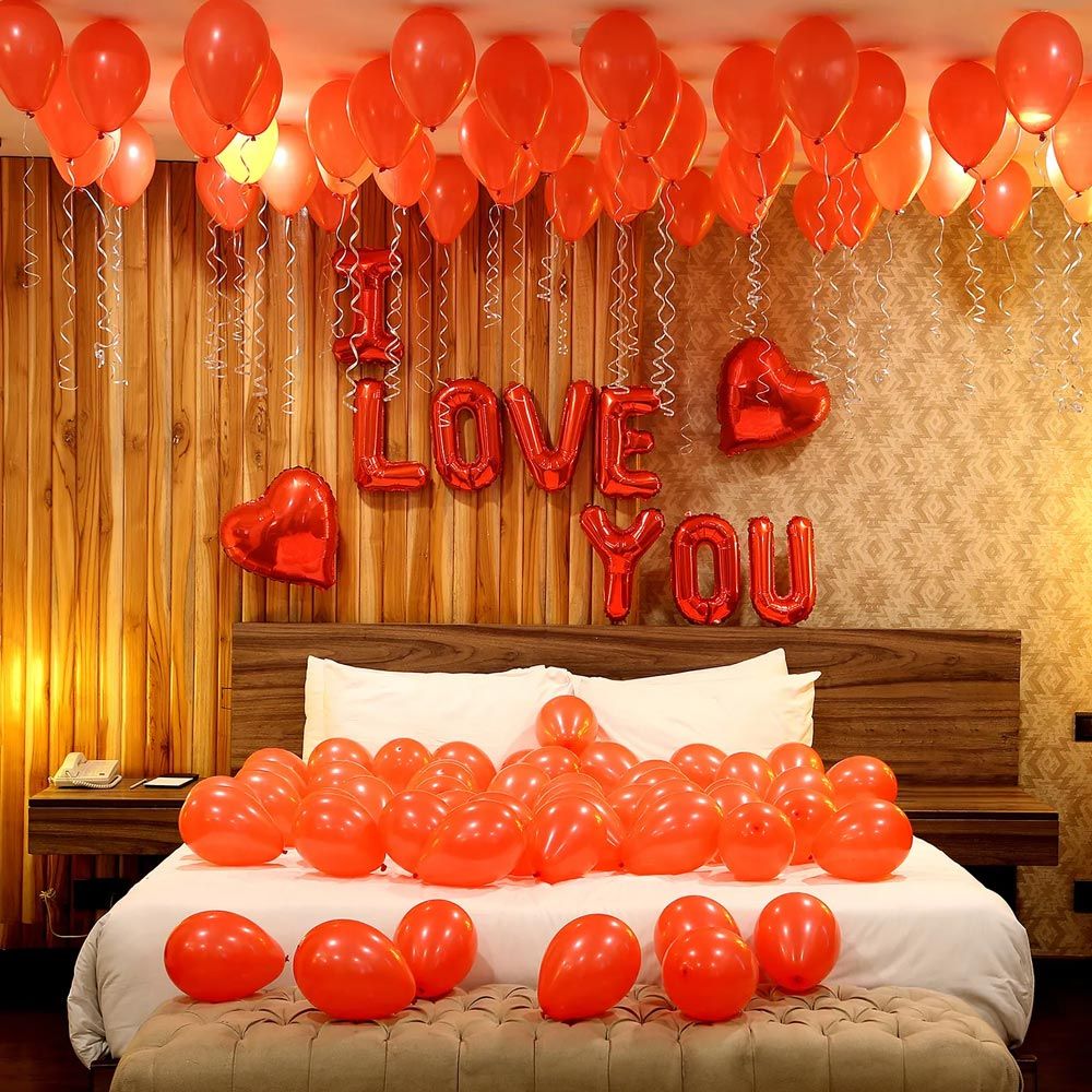 18 Room Decor Ideas for a Romantic Date - 2024 Guide - The Couple ...